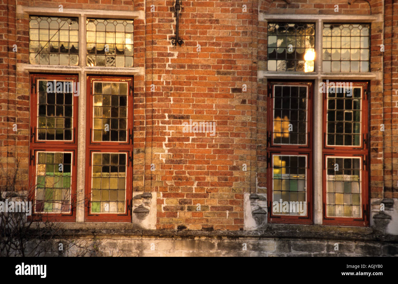 Leaded window frames hi-res stock photography and images - Alamy
