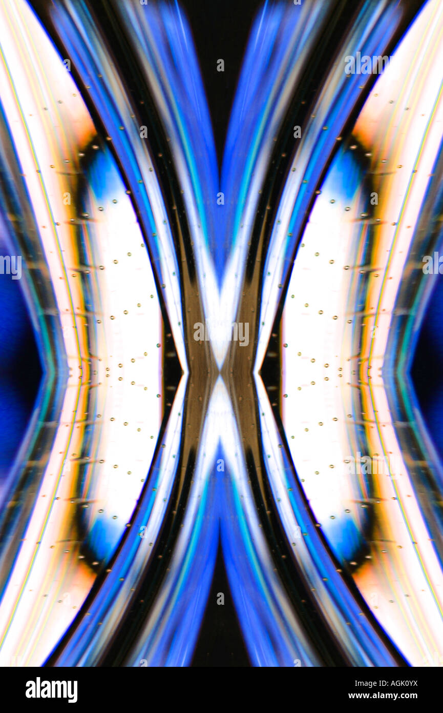 Mirror image pics hi-res stock photography and images - Alamy