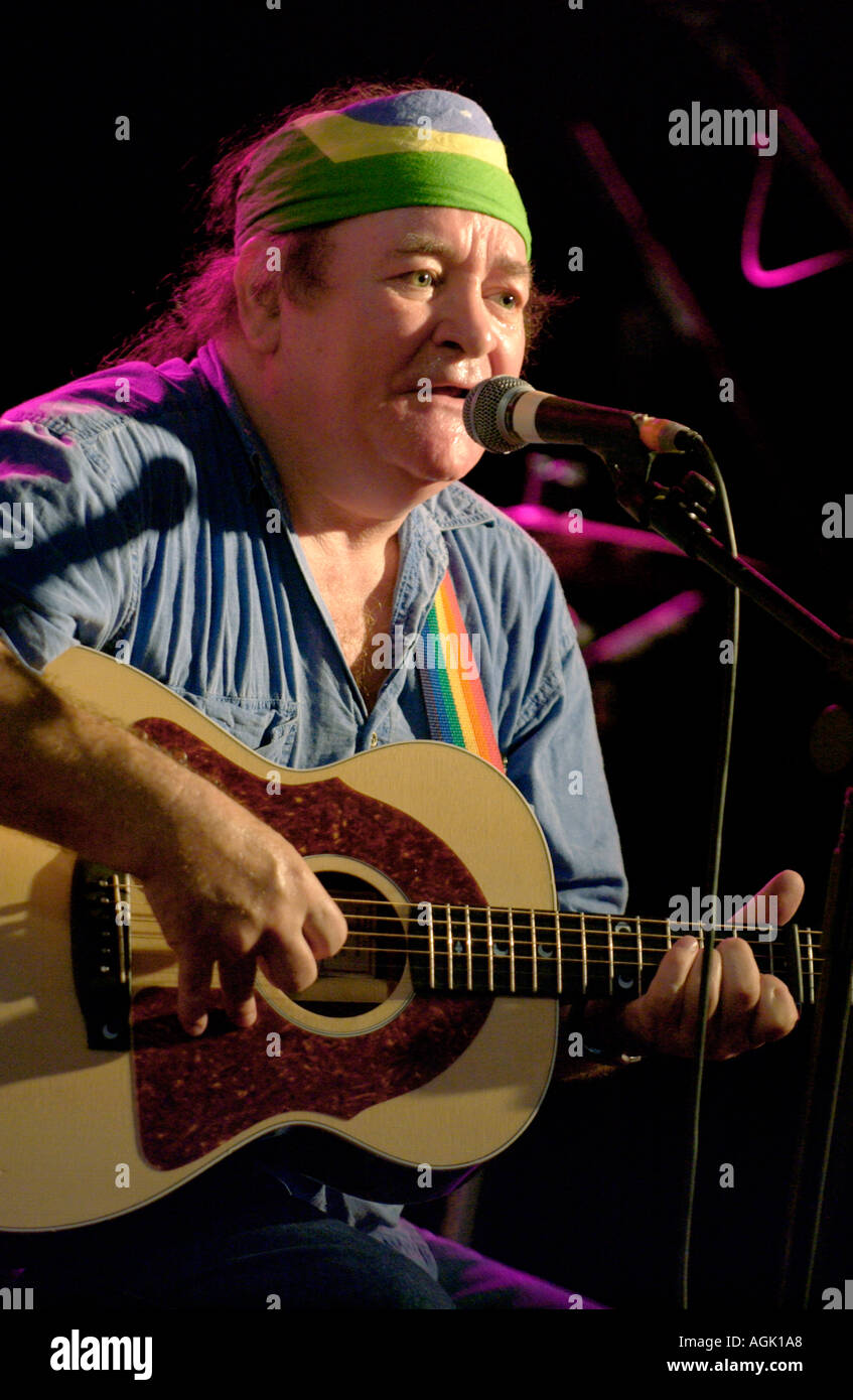 Welsh singer guitarist Meic Stevens performing at the National ...