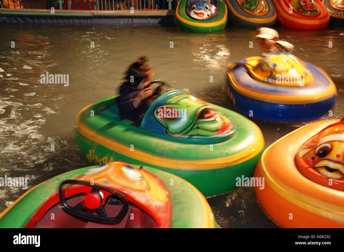 Bumper boats fairground ride dsc 2319 Stock Photo - Alamy