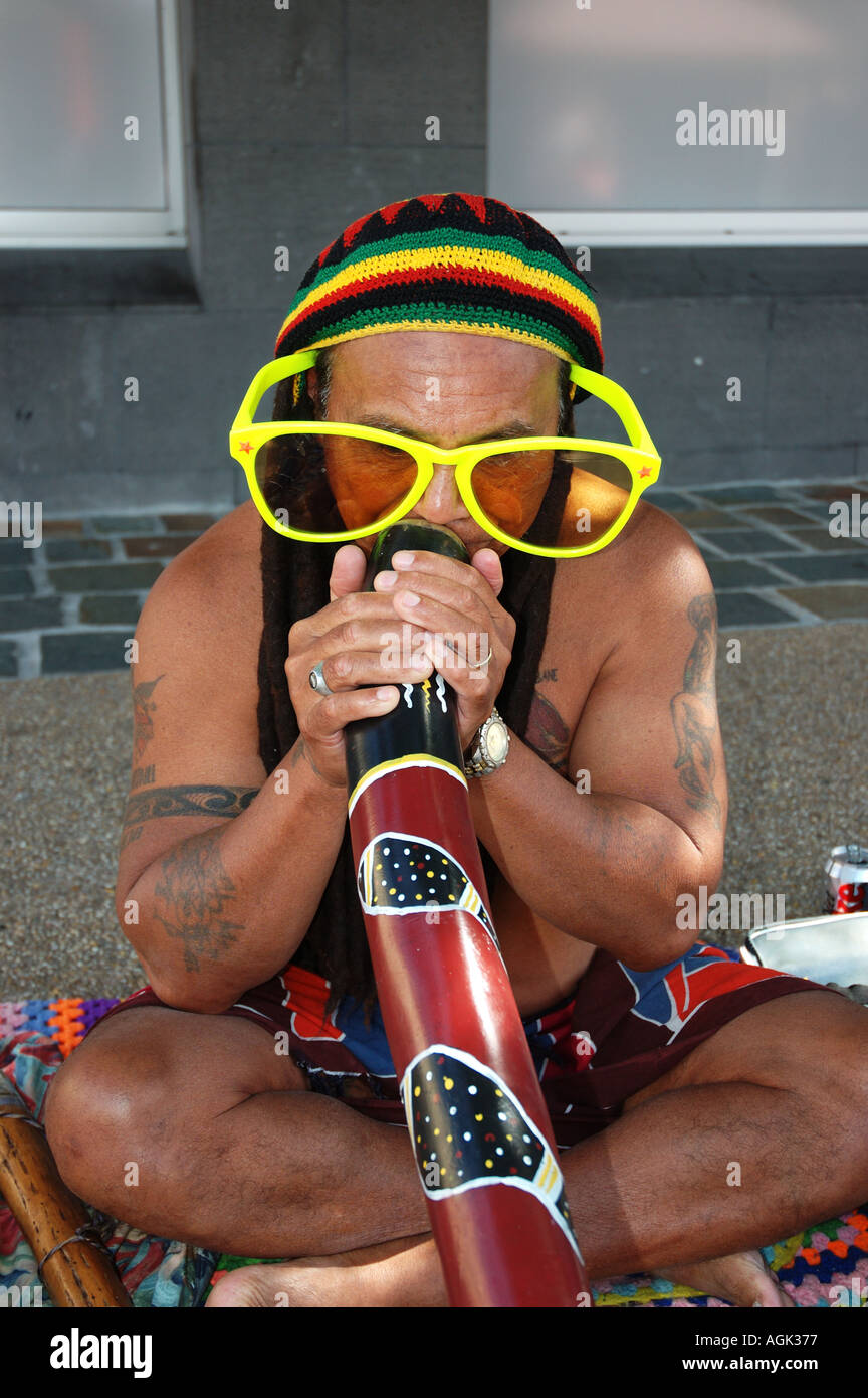 Aboriginal busker with funny yellow glasses dsc 2855 Stock Photo - Alamy