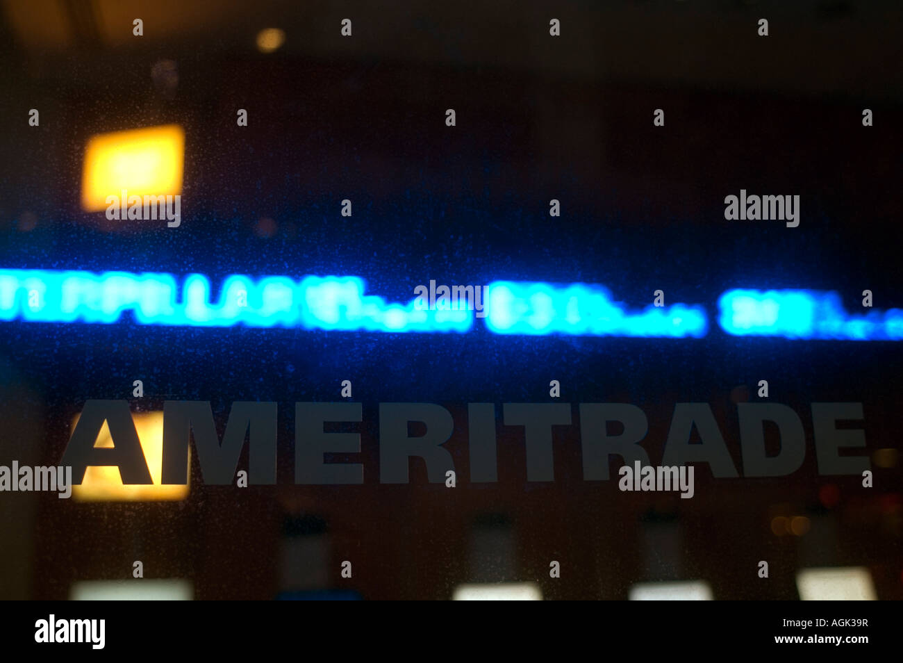 Td ameritrade hi-res stock photography and images - Alamy