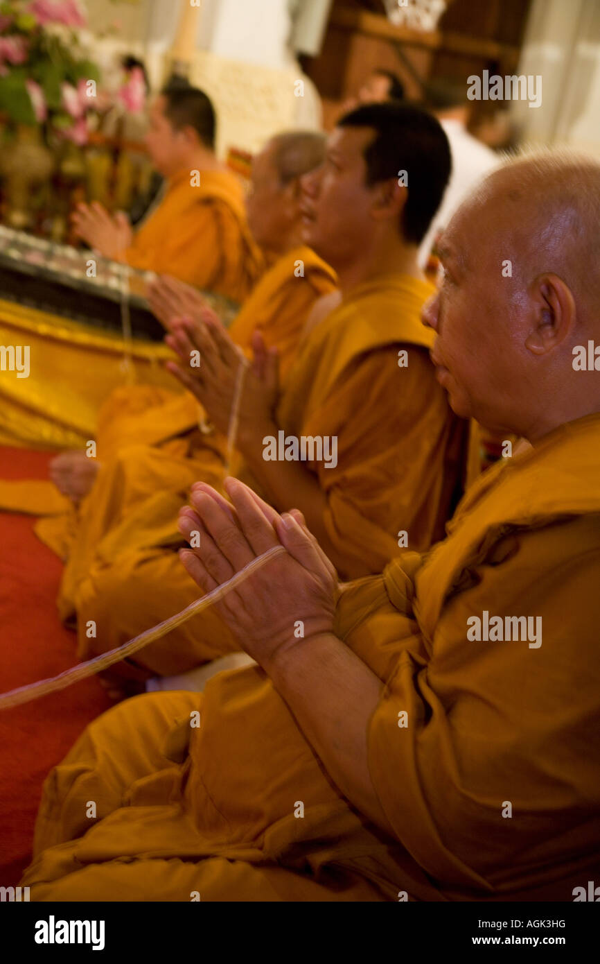Poya day in tooth temple Stock Photo - Alamy