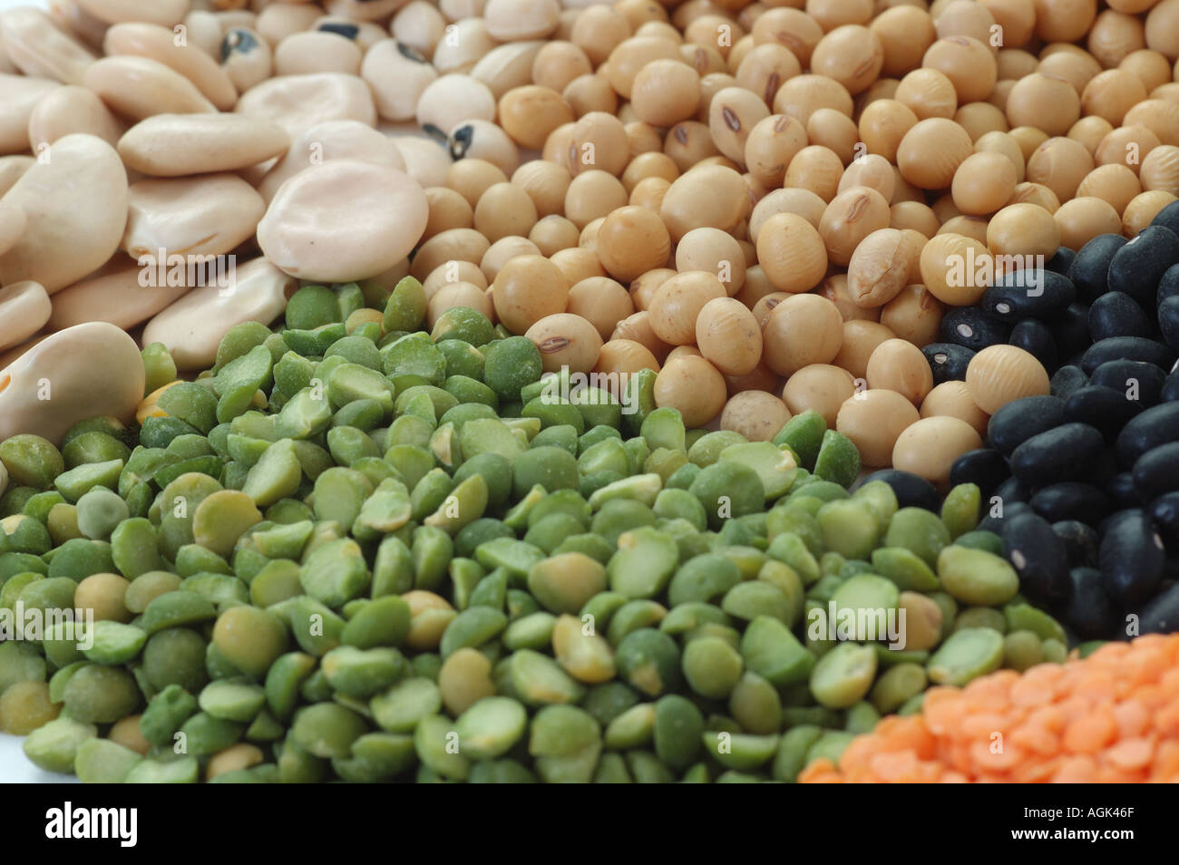 mix of peas beans and legumes dsc 6646 Stock Photo - Alamy