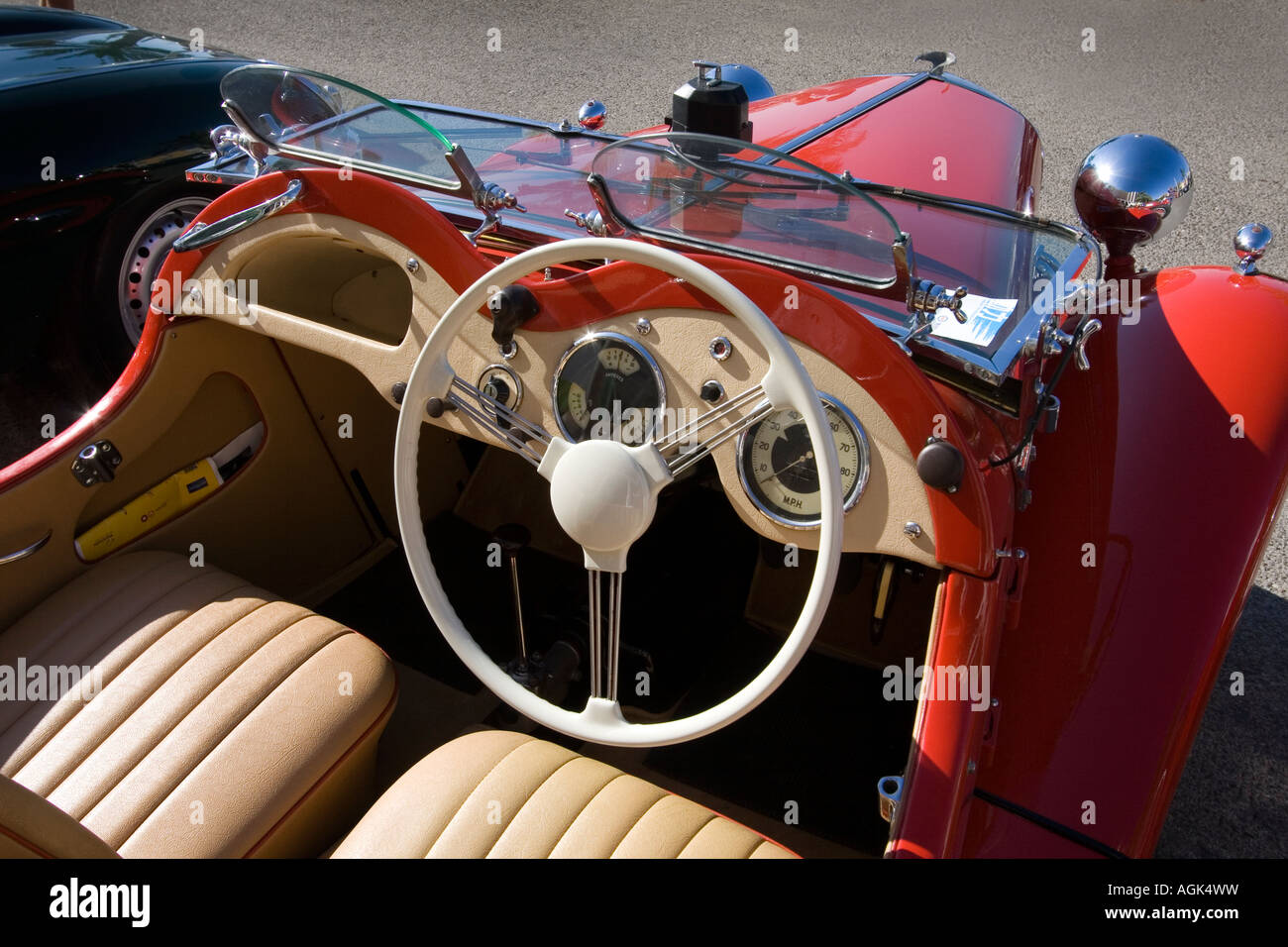 Singer Roadster High Resolution Stock Photography and Images - Alamy