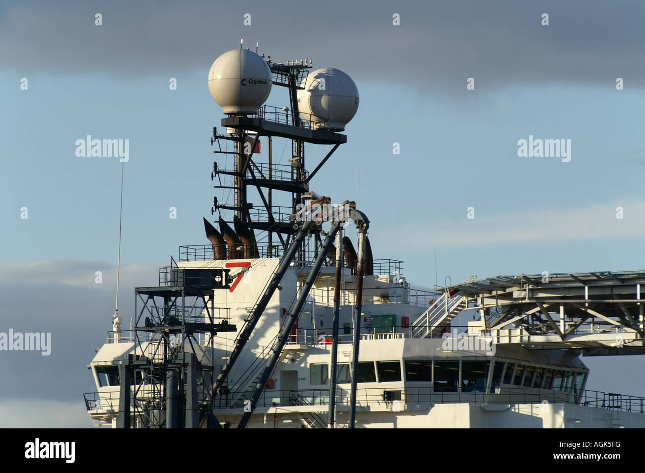 Pipe laying ship hi-res stock photography and images - Alamy