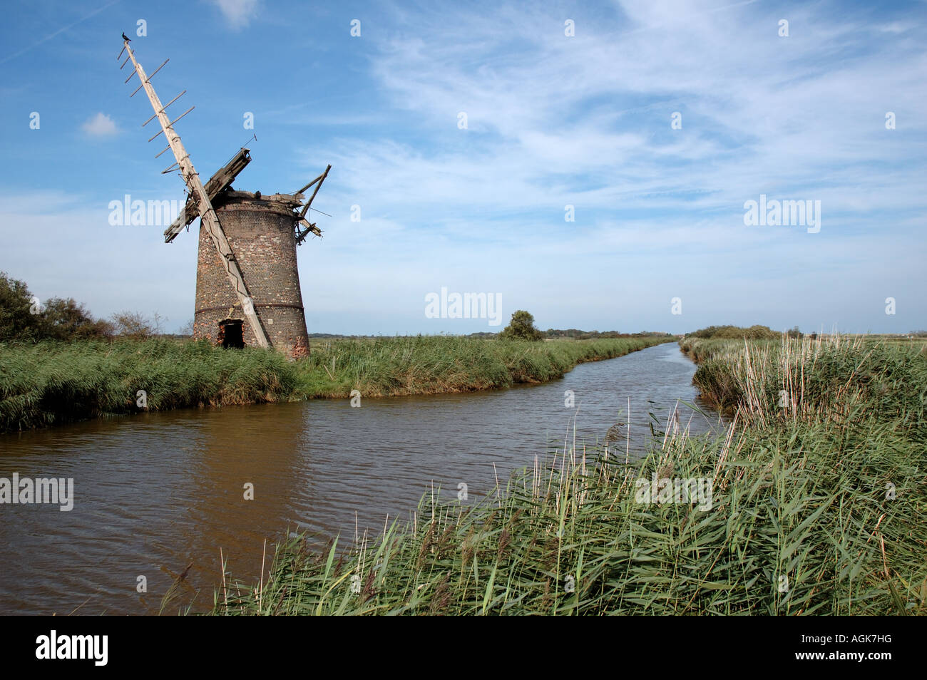 Brograve drainage mill derelict hi-res stock photography and images - Alamy