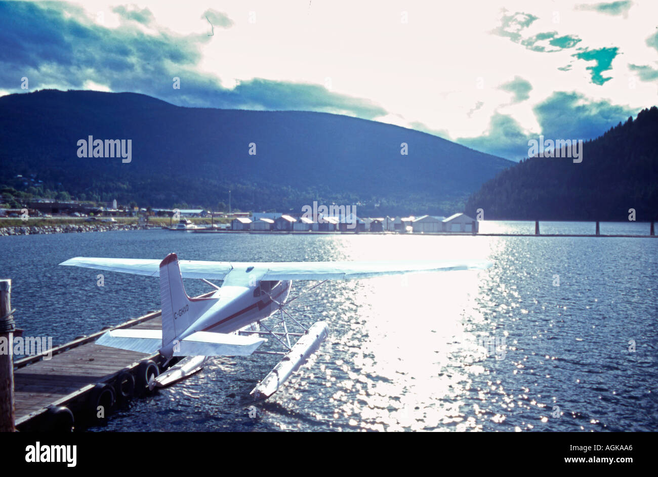 Seaplane floating hi-res stock photography and images - Alamy