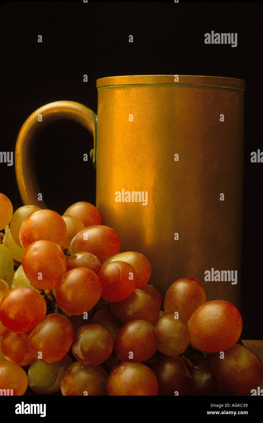 Warm copper vessels hi-res stock photography and images - Alamy