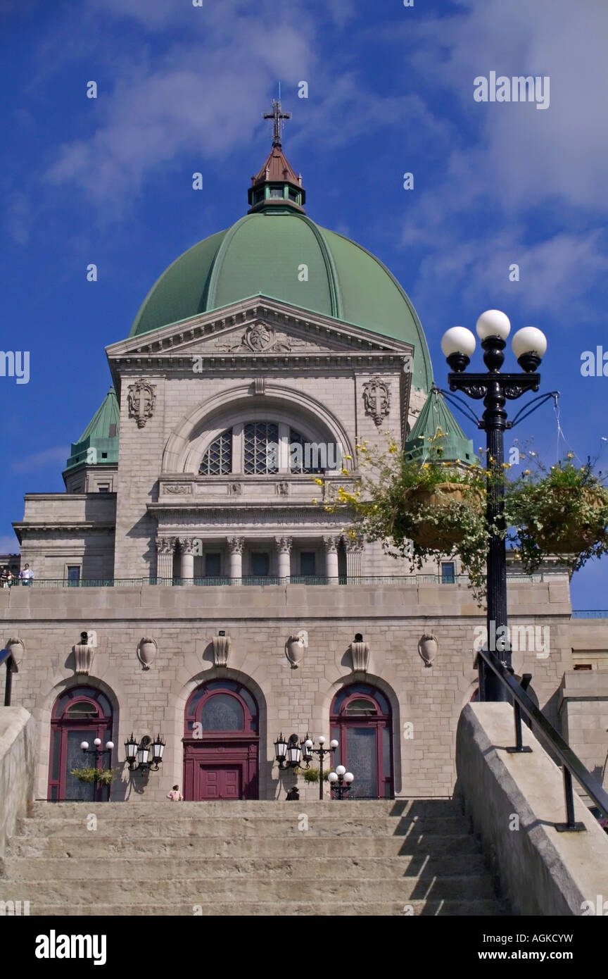 saint joseph du mont royal Stock Photo - Alamy