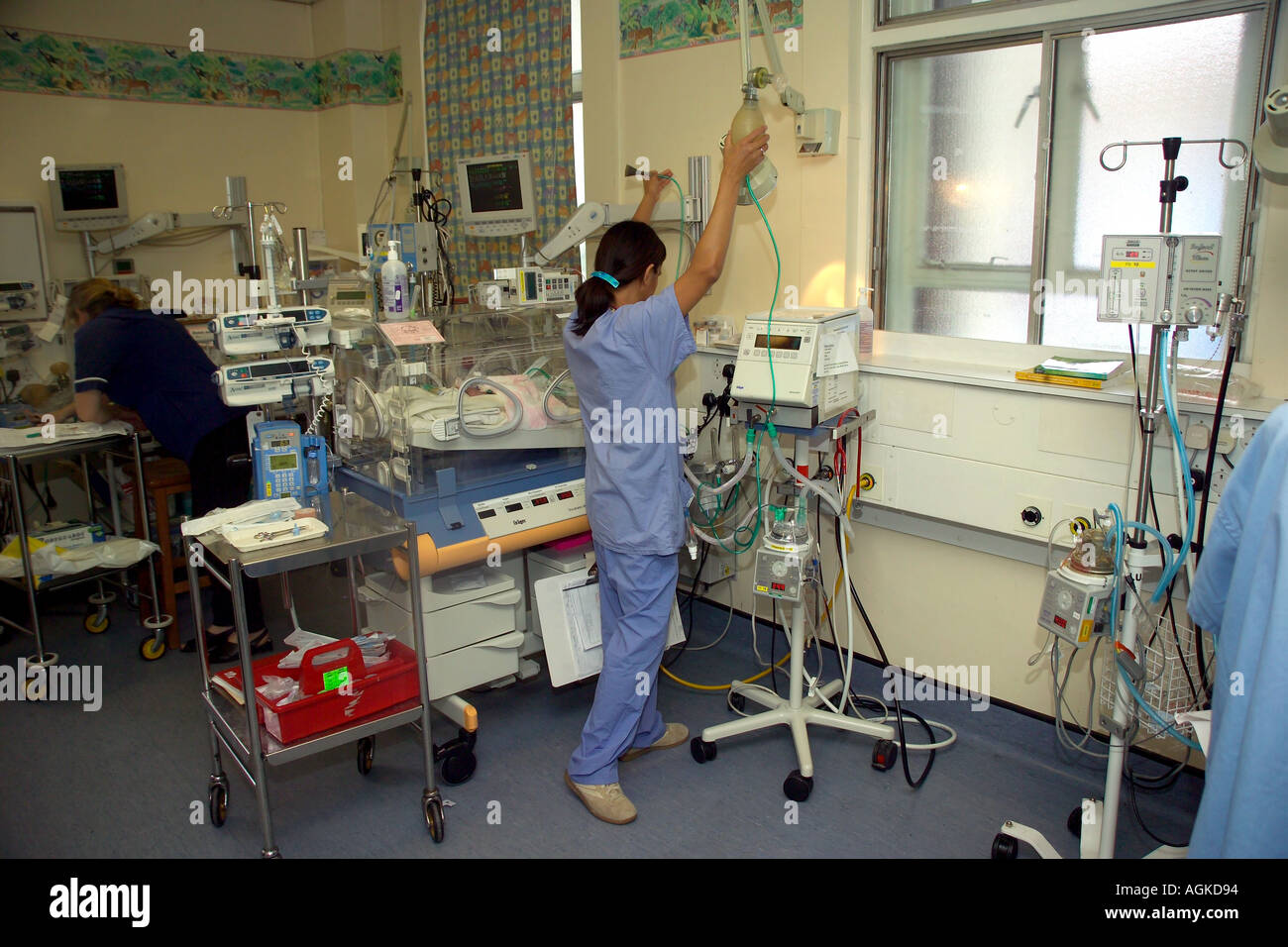 Nhs cot hi-res stock photography and images - Alamy