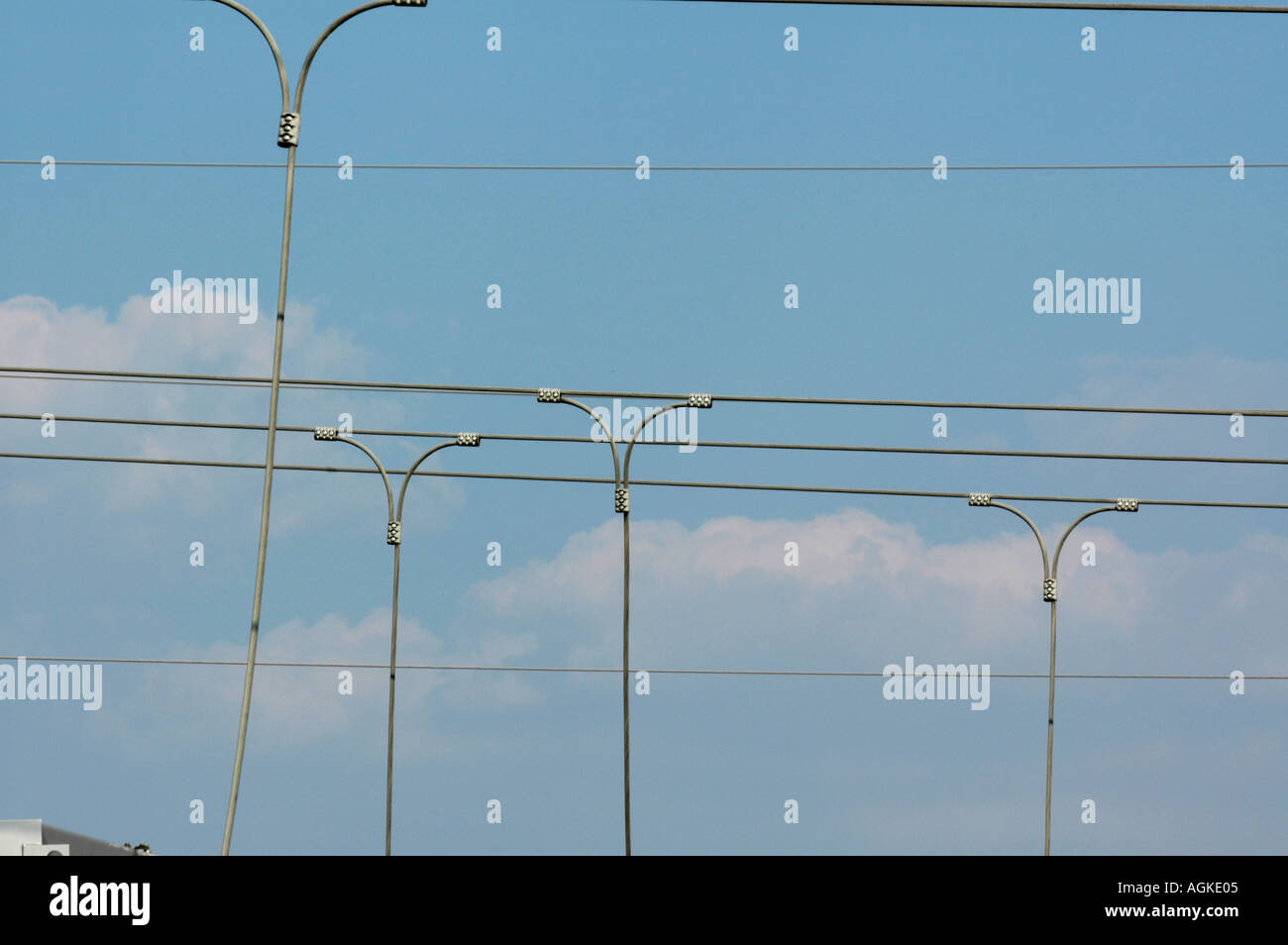 Linking wires hi-res stock photography and images - Alamy