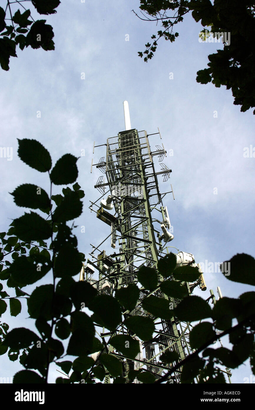Broadcasting equipment on a Broadcasting Tower Stock Photo - Alamy