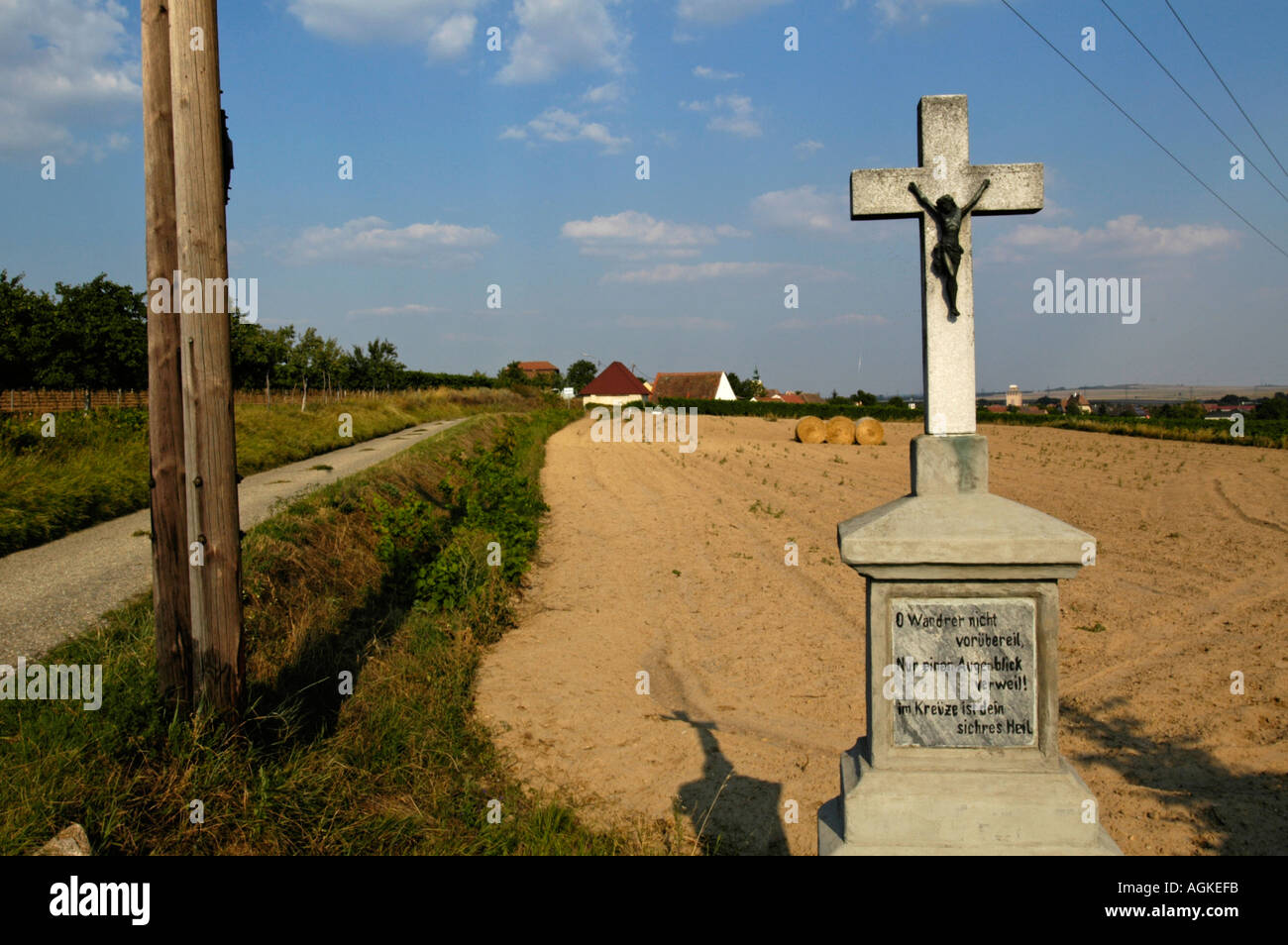 Thombstone hi-res stock photography and images - Alamy