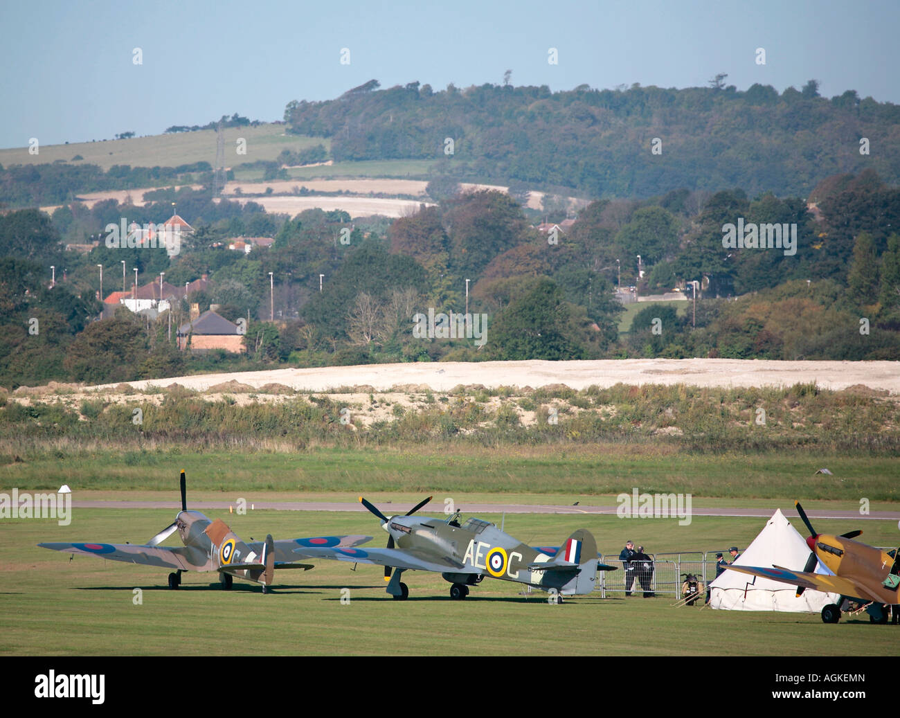 Hurricane And Spitfire Stock Photos & Hurricane And Spitfire Stock ...