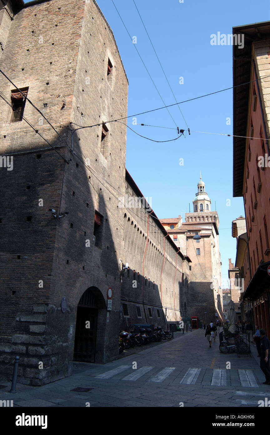 Bolonia italia hi-res stock photography and images - Alamy