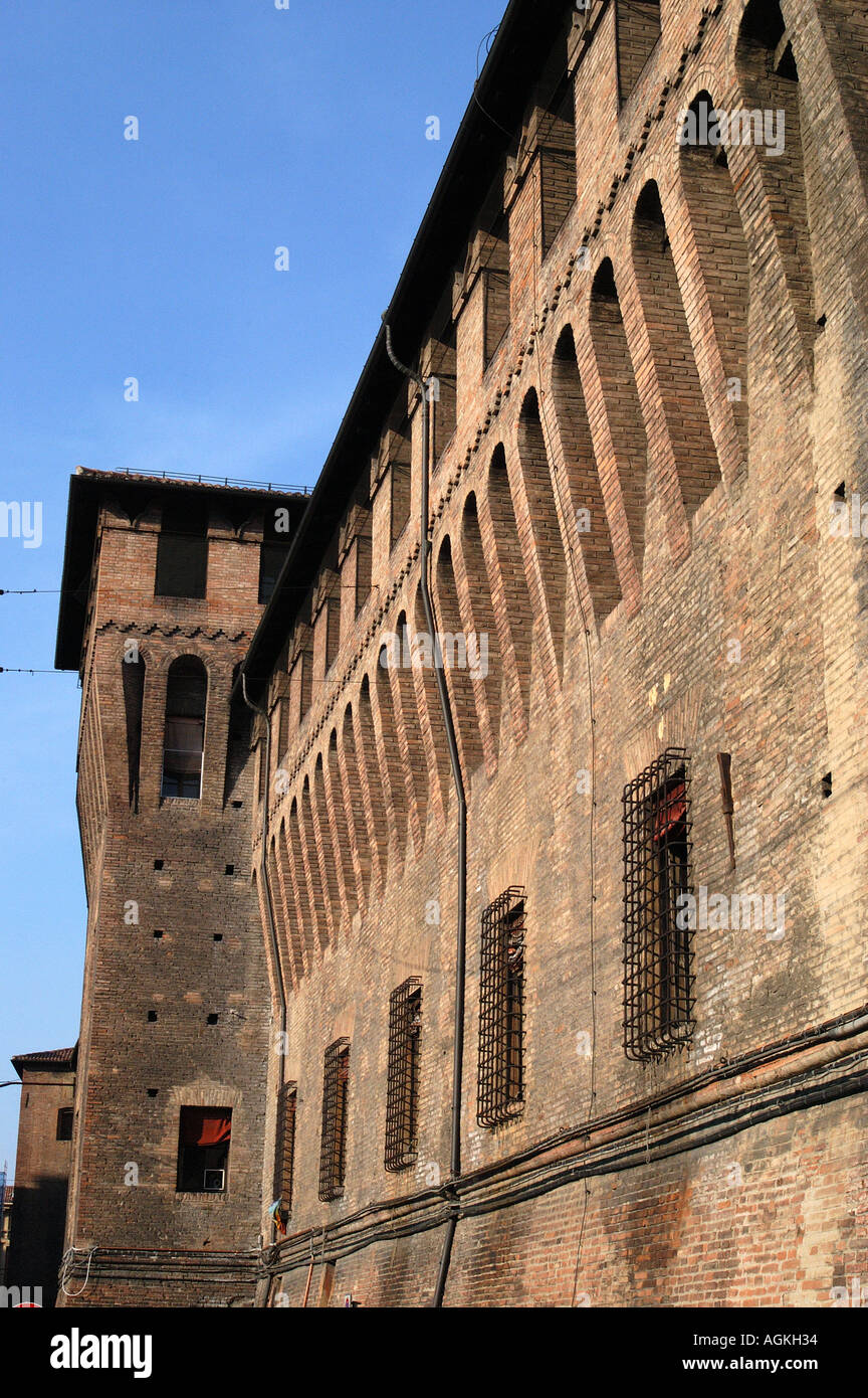 Bolonia medieval hi-res stock photography and images - Alamy