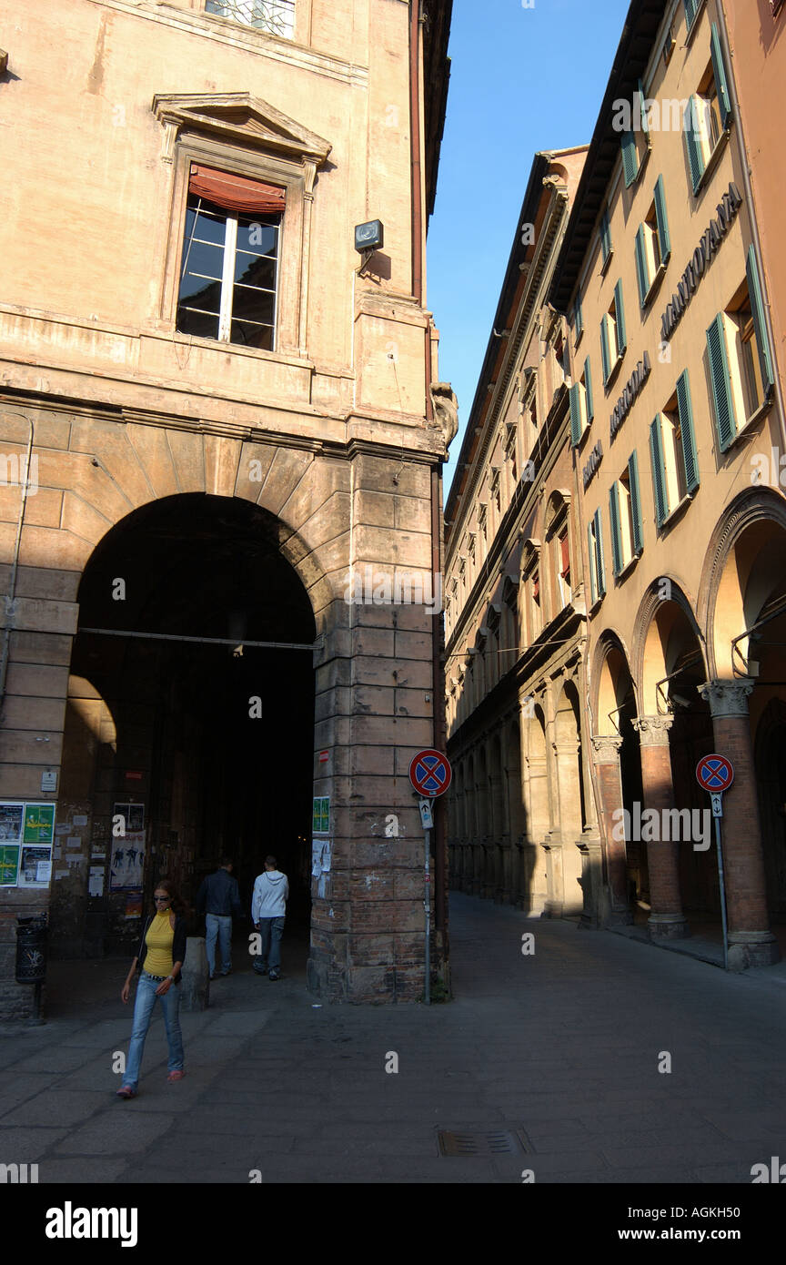 Bolonia italia hi-res stock photography and images - Alamy