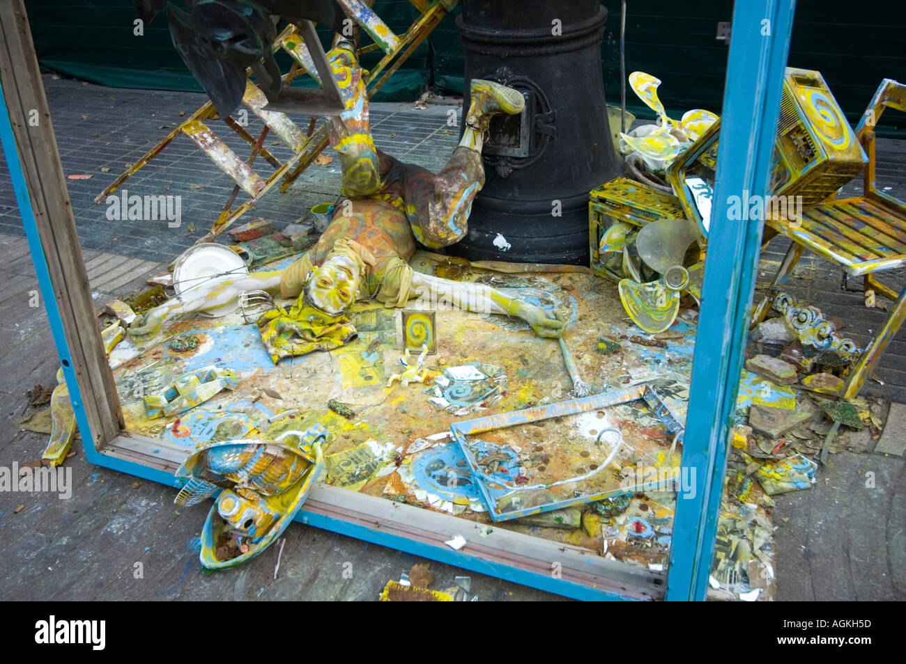 Human statue street performer with chaotic self destruct artist theme ...