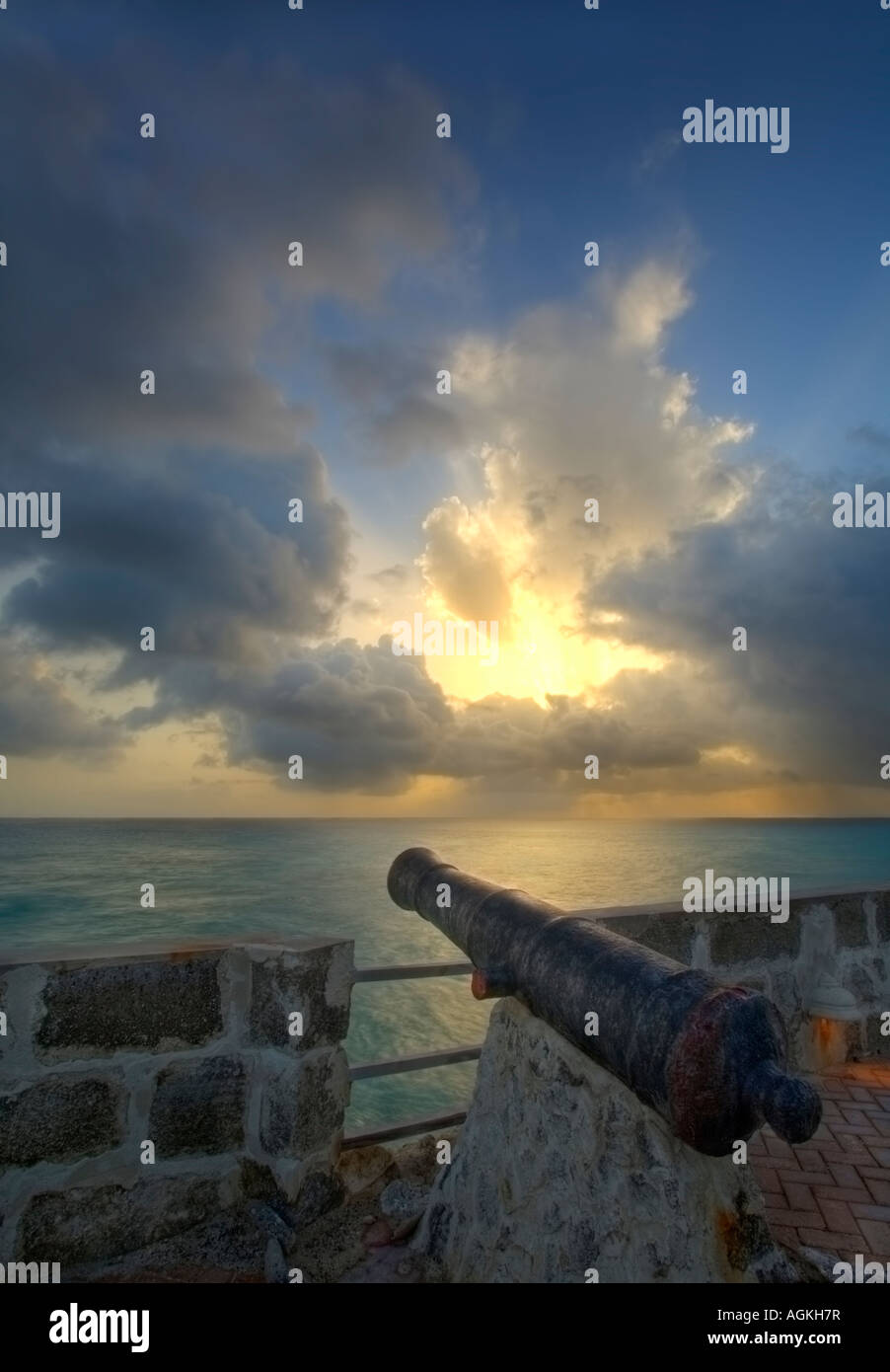 Cannons from World War I at Needham's Point, Barbados, "Carlisle Bay ...