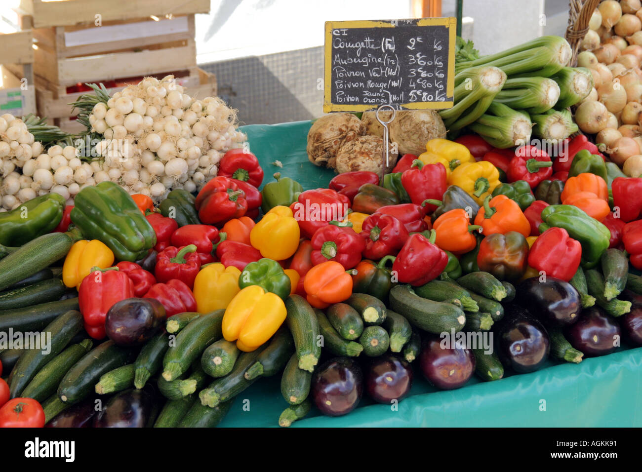 Normandy farmers market hi-res stock photography and images - Alamy