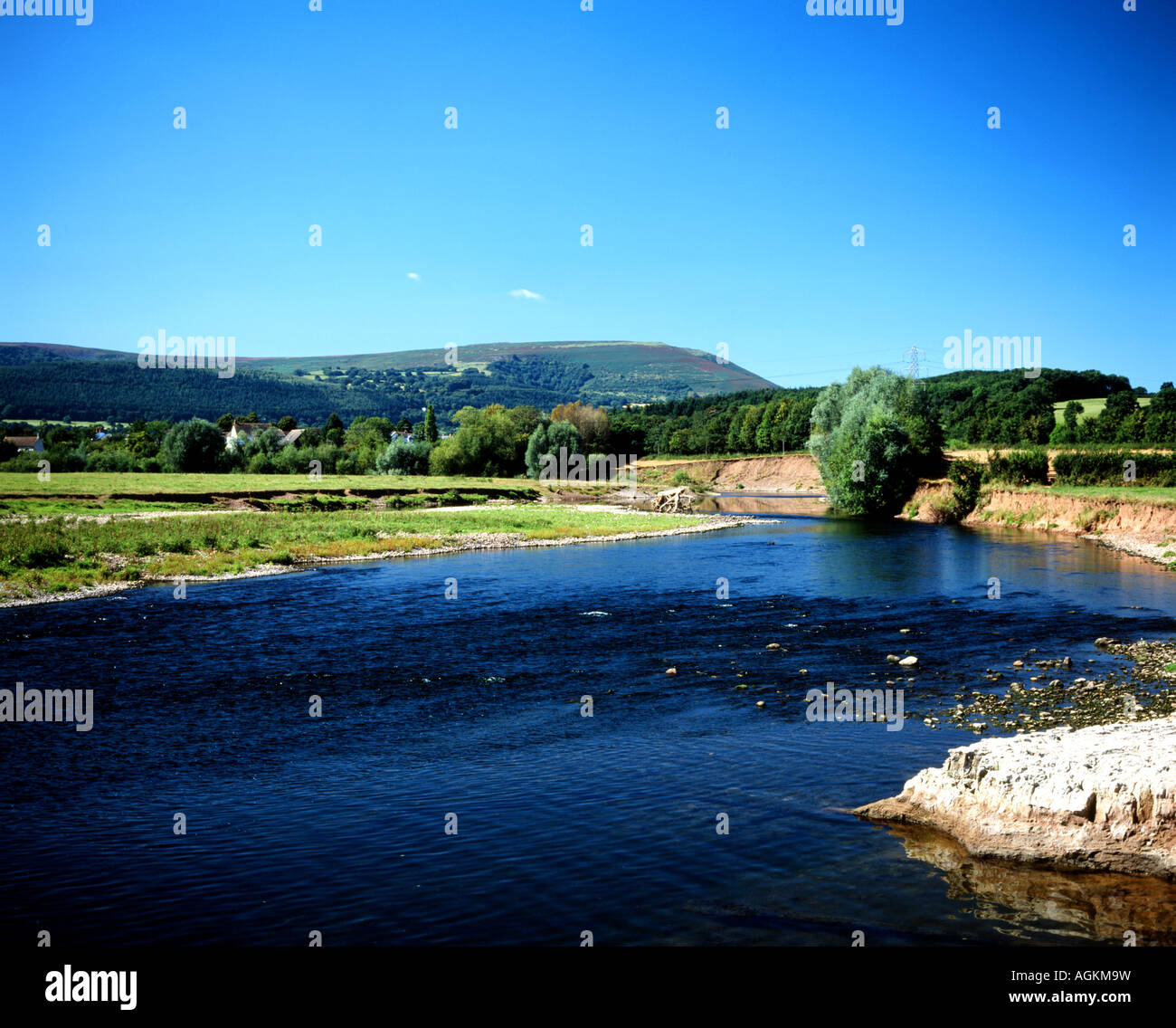 Usk valley walk near usk hi-res stock photography and images - Alamy