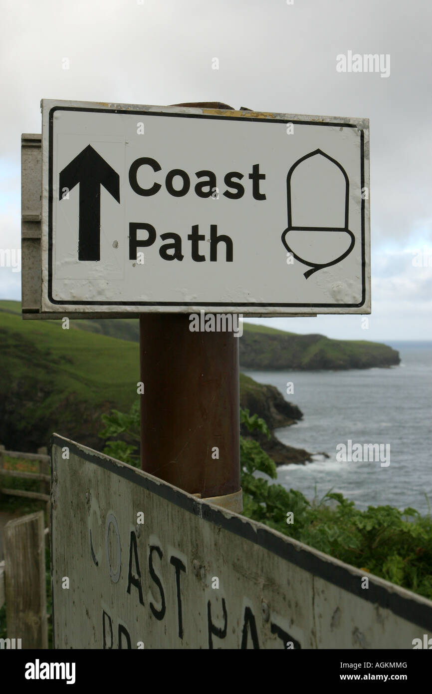 Coastal path sign - Port Isaac, Cornwall, UK Stock Photo - Alamy