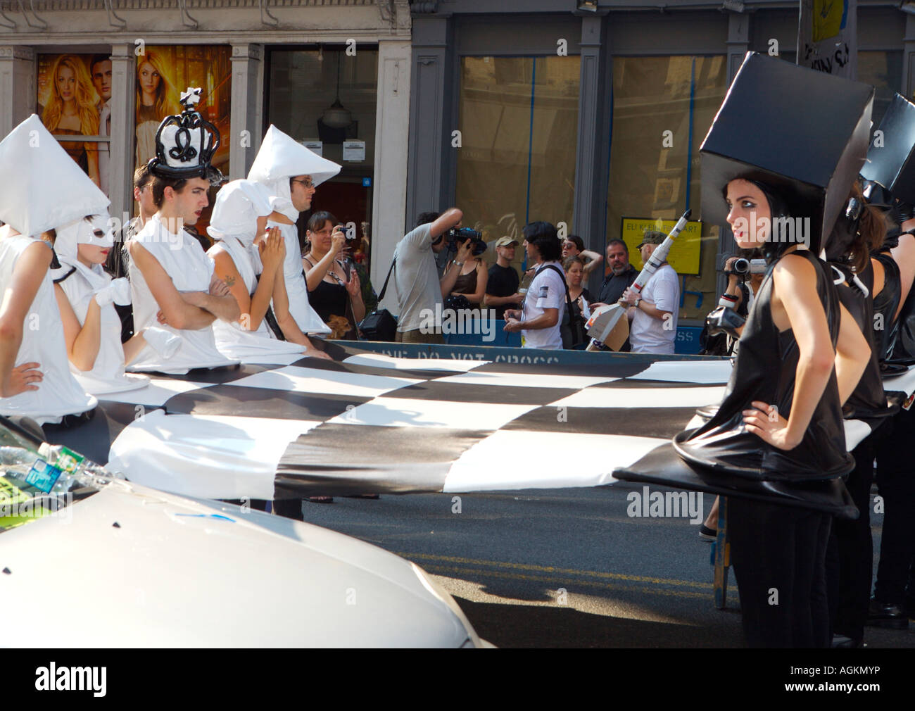Human Chess Artparade Soho New York USA Stock Photo - Alamy