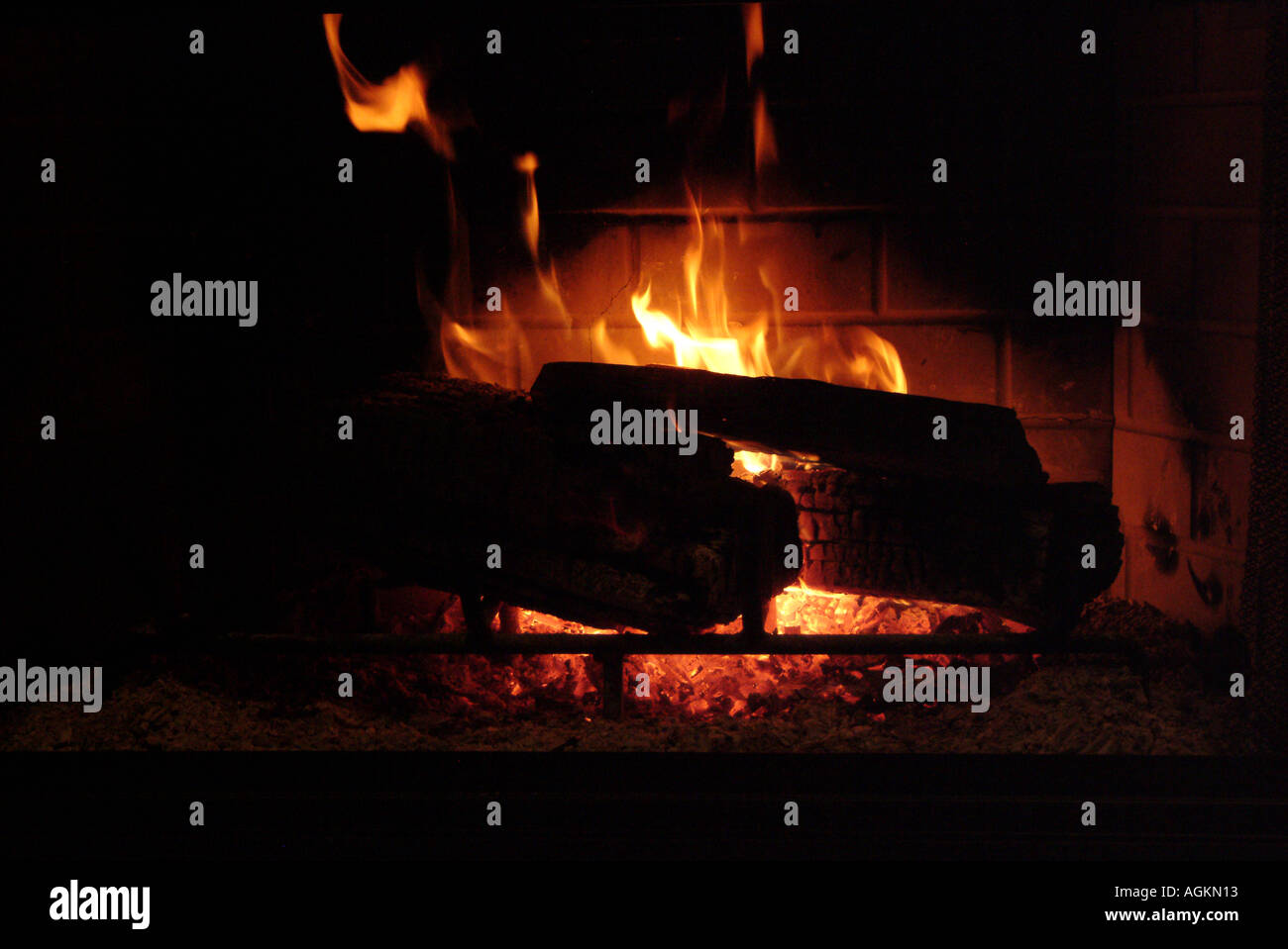 Flames of fire in fireplace Stock Photo - Alamy