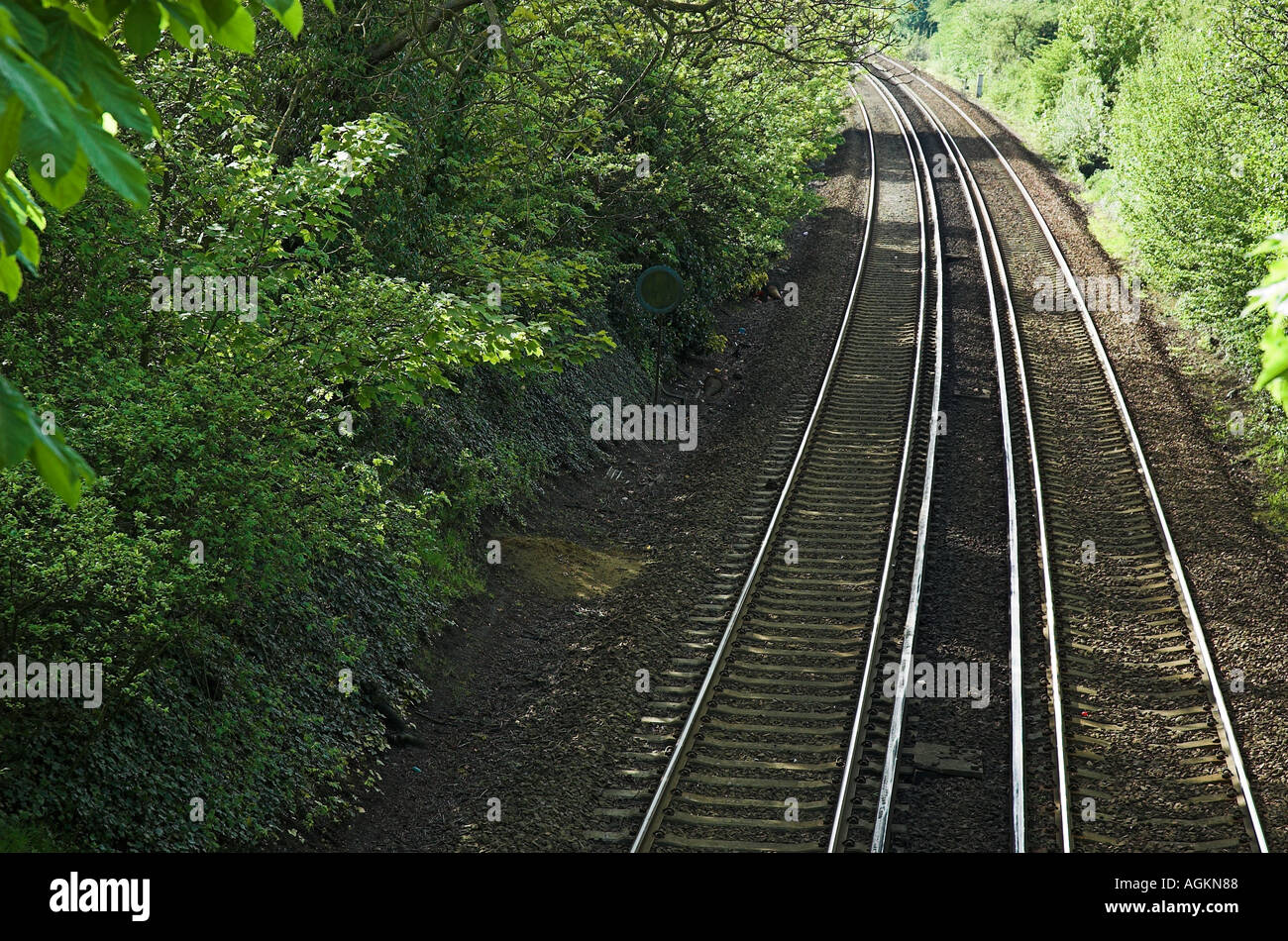 Train tracks at West Malling rail station Stock Photo - Alamy