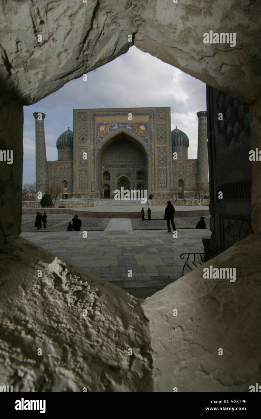 Tamerlan outside samarkand hi-res stock photography and images - Alamy