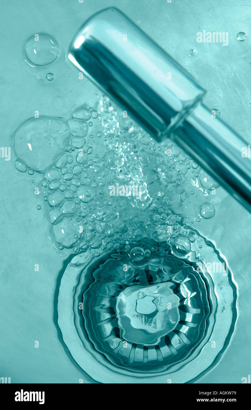 Pouring water into a wash basin hi-res stock photography and images - Alamy