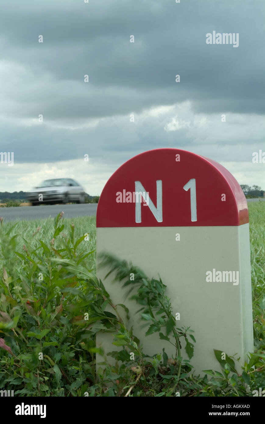 N1 road sign hi-res stock photography and images - Alamy