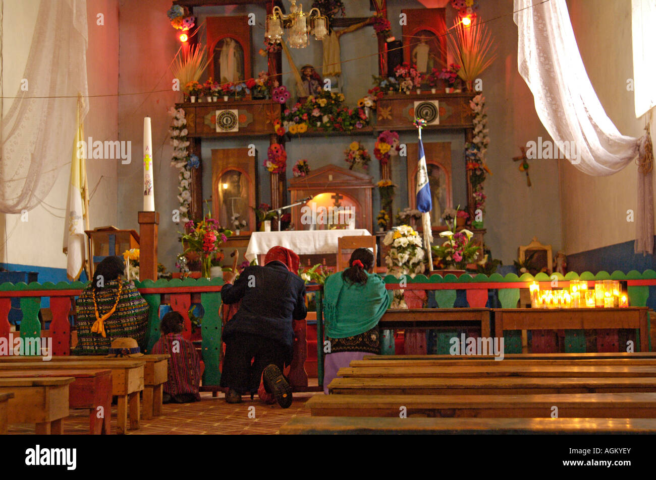 Kneeling at altar hi-res stock photography and images - Alamy
