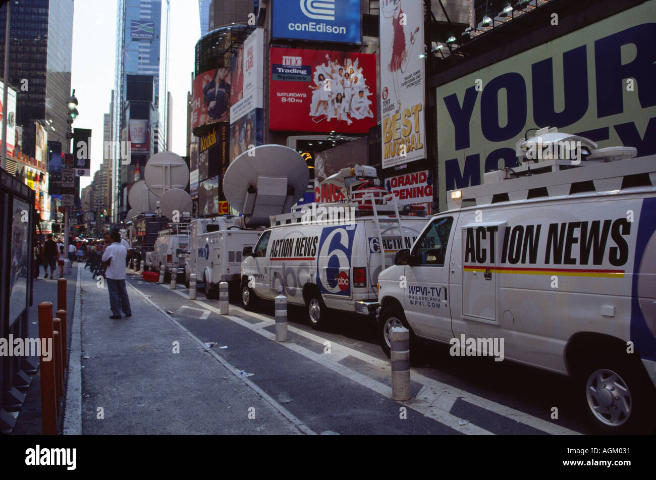 Media trucks in Times Square during electricity blackout August 2003 ...