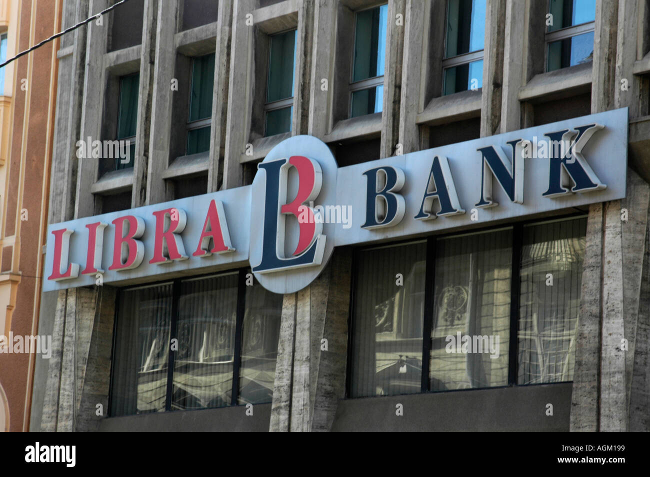Libra bank hi-res stock photography and images - Alamy