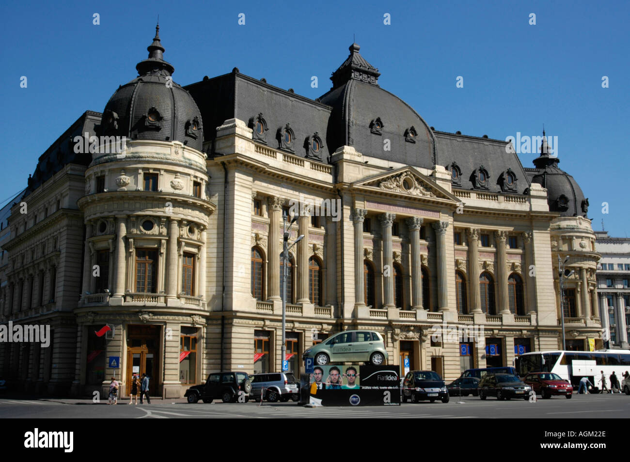 Biblioteca centrala universitara hi-res stock photography and images ...
