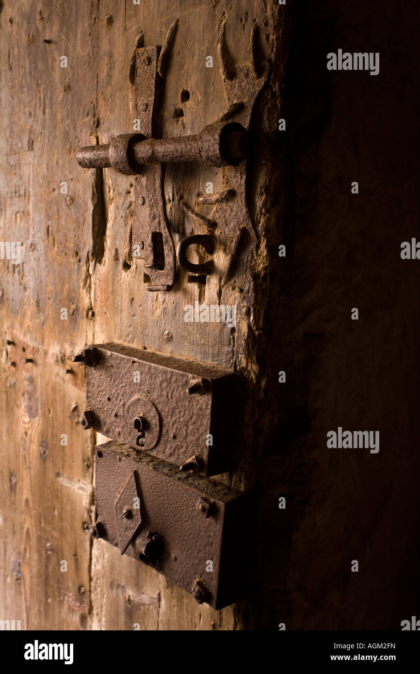 old lock of prison Stock Photo - Alamy