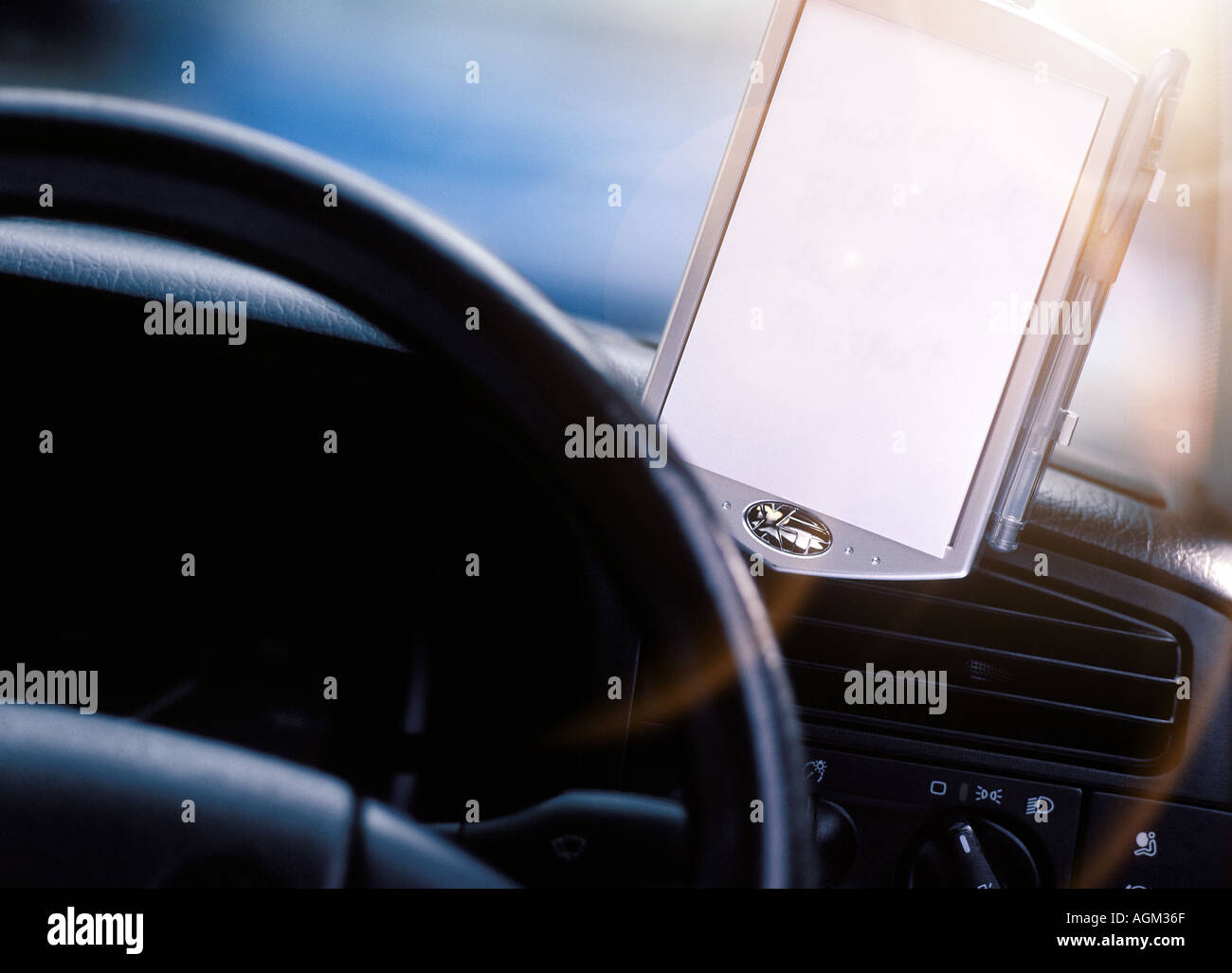 Sun glare car dashboard hi-res stock photography and images - Alamy