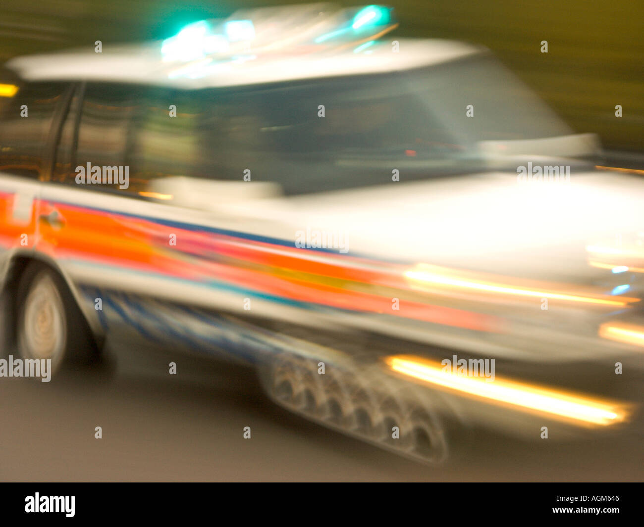 Police range rover london hi-res stock photography and images - Alamy