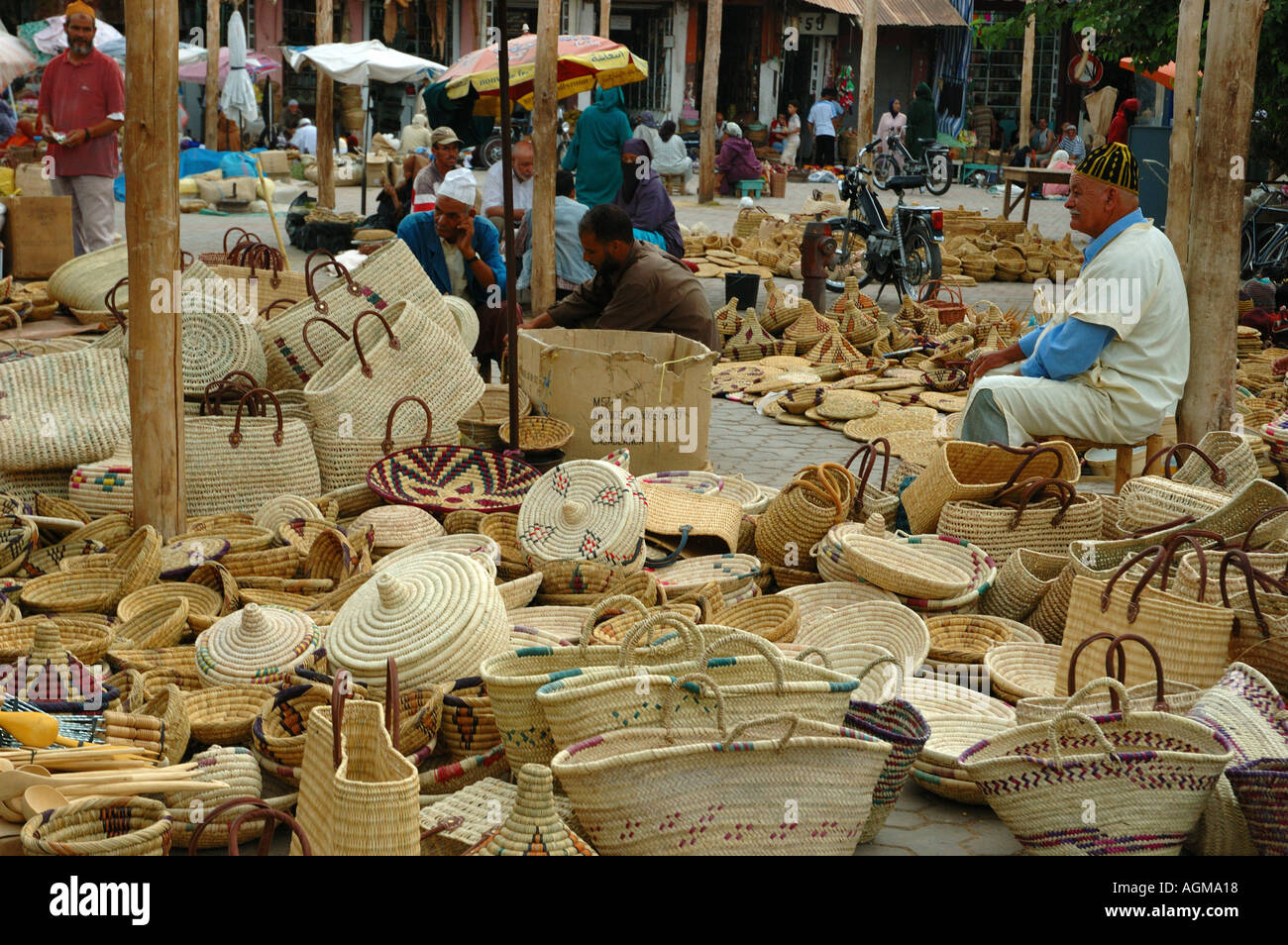 African basket basketry hi-res stock photography and images - Alamy