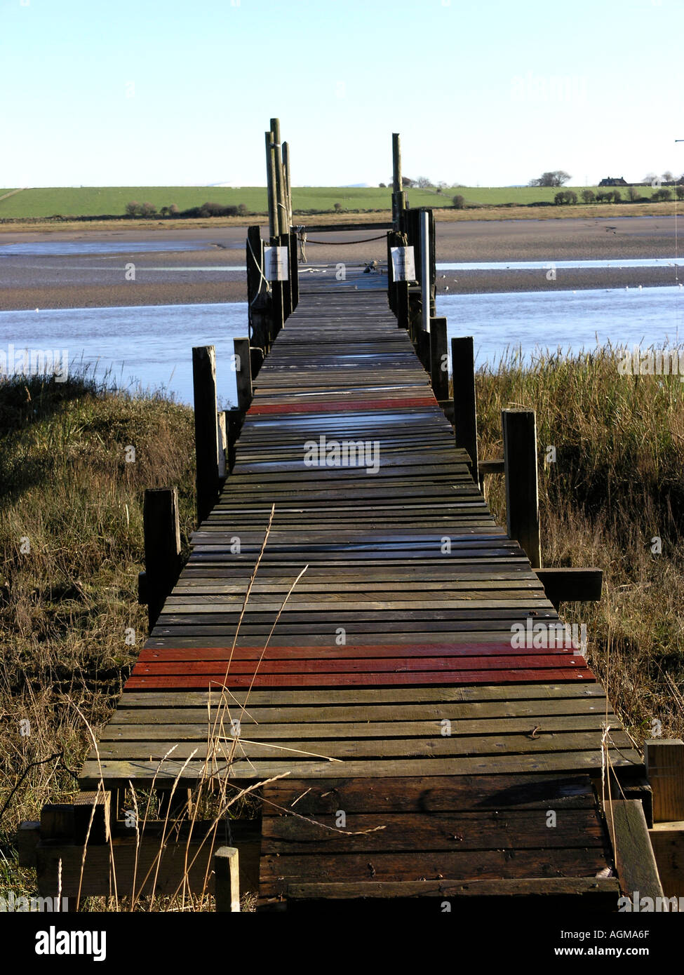 River wyre estuary jetty hi-res stock photography and images - Alamy