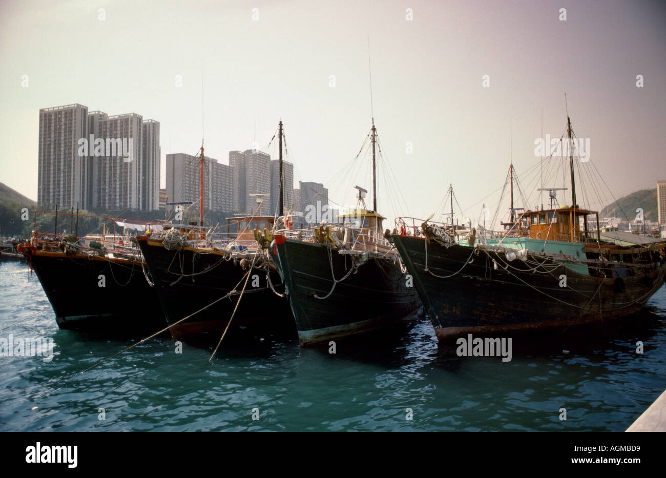 Ancient docks night hi-res stock photography and images - Alamy