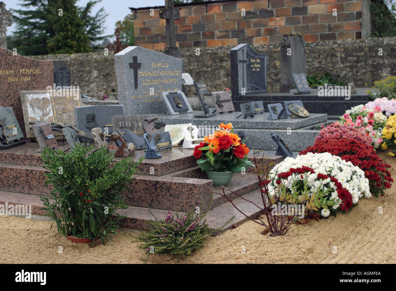 Free French Cross Symbol High Resolution Stock Photography and Images ...