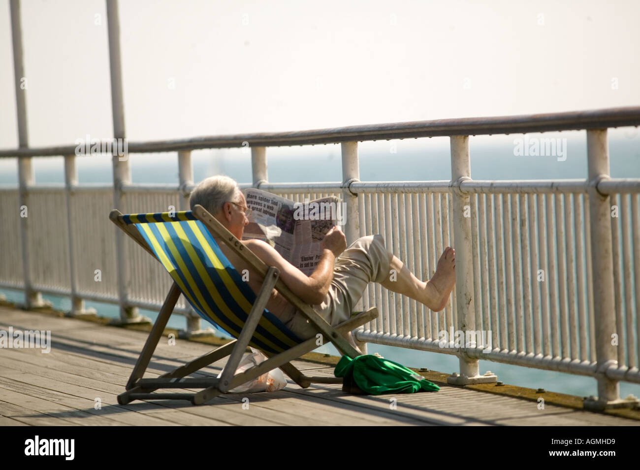Sun Bathe Stock Photos & Sun Bathe Stock Images - Alamy