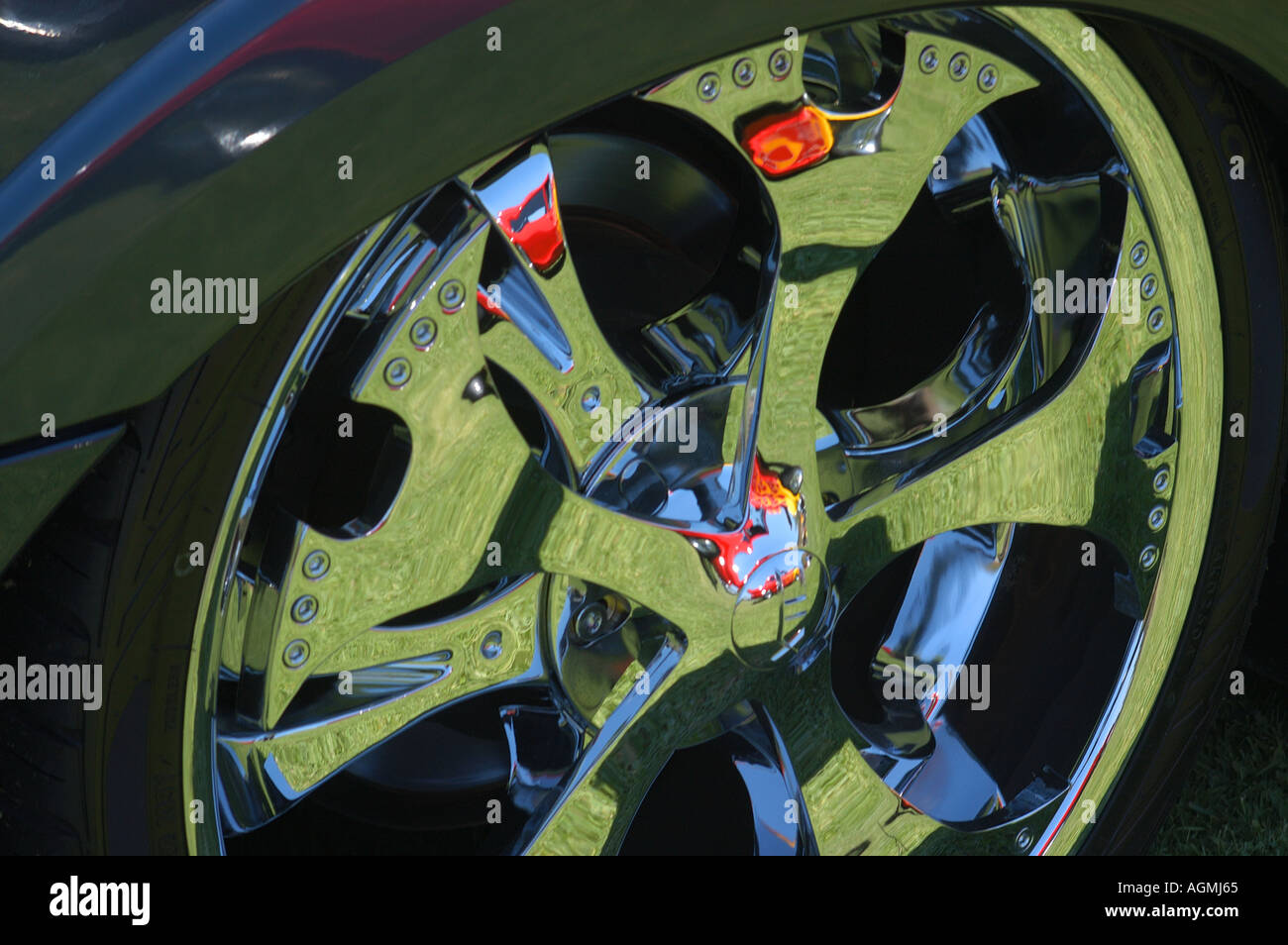 Car rims hi-res stock photography and images - Alamy