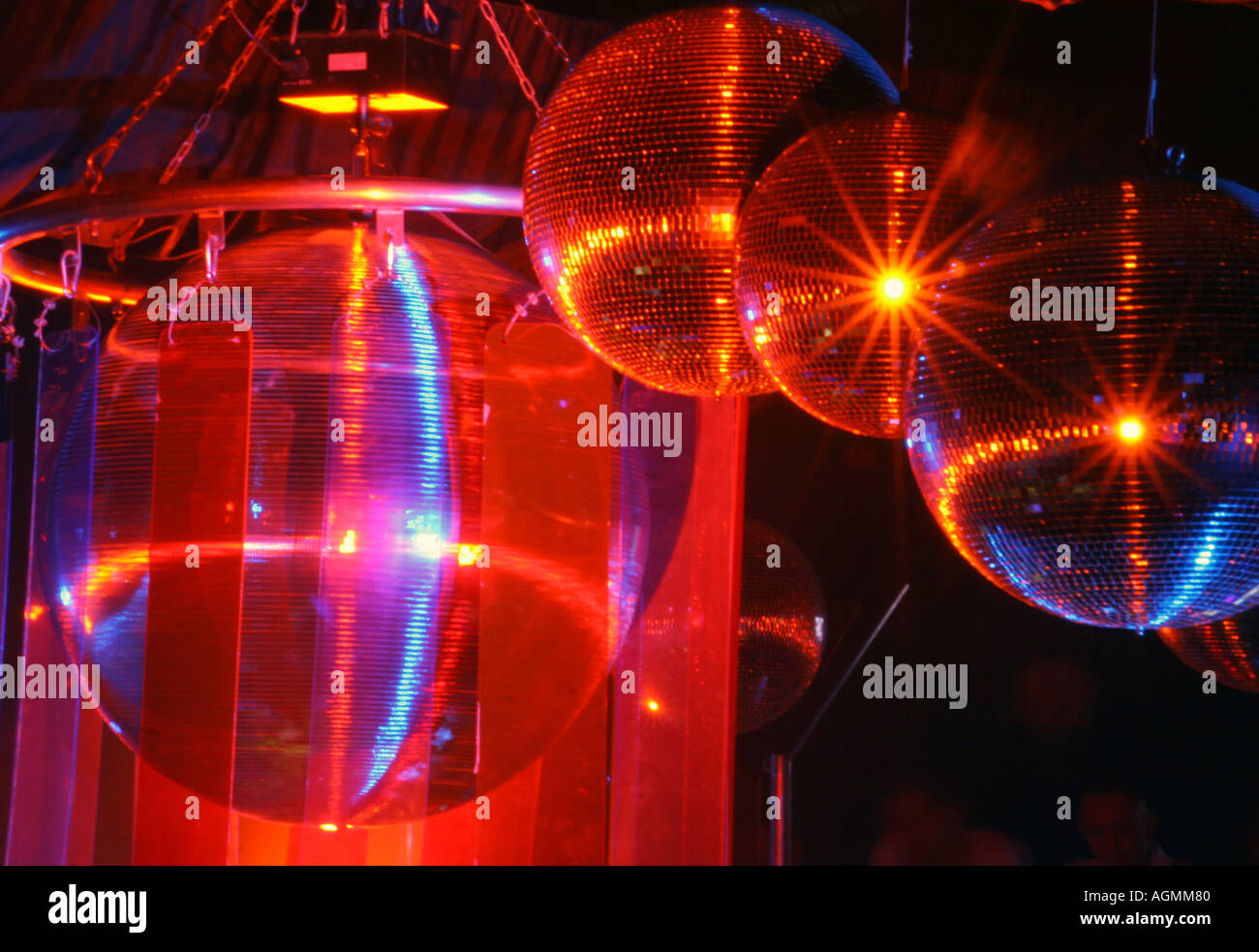 Ministry of sound club london hi-res stock photography and images - Alamy