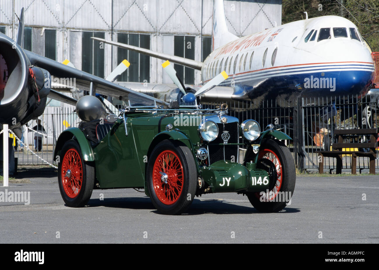 Mg j2 1932 hi-res stock photography and images - Alamy