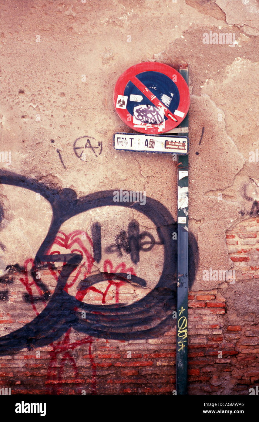 No parking sign graffiti in hi-res stock photography and images - Alamy