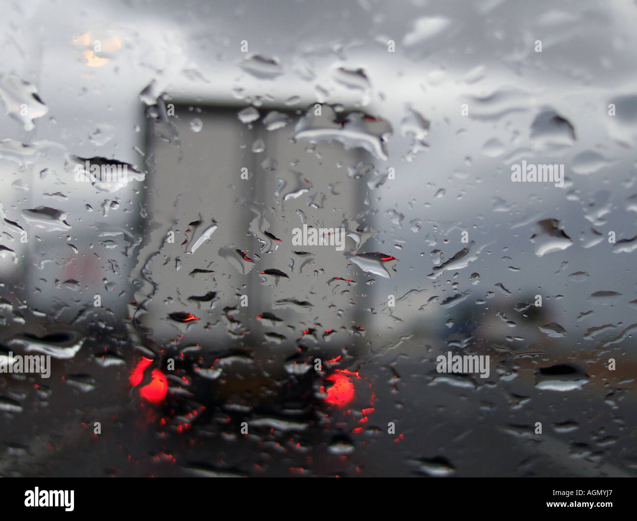 Rain on the windscreen hi-res stock photography and images - Alamy